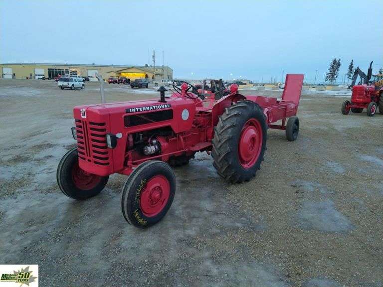 International B275 Tractor with Log Splitter International B275 Tractor ...