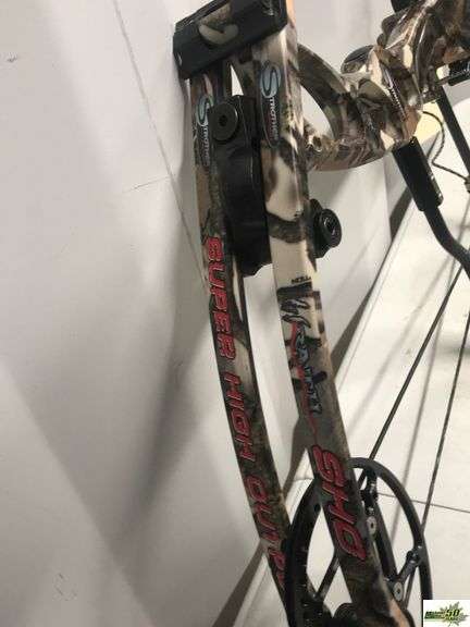 Strother Wrath Bow - Michener Allen Auctioneering Ltd