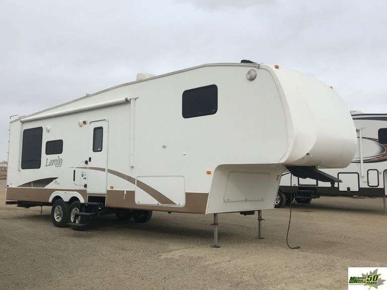 2009 Keystone Laredo 315RL - Michener Allen Auctioneering Ltd