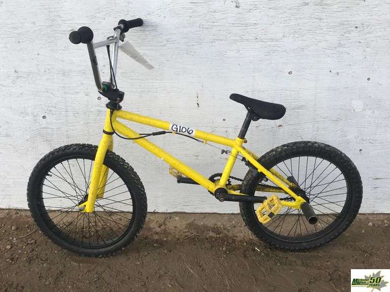 Yellow BMX - Michener Allen Auctioneering Ltd