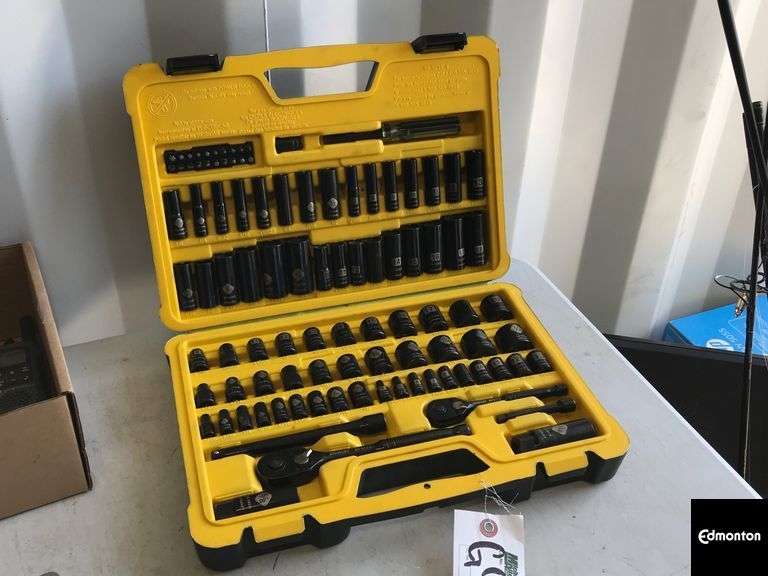 Stanley Professional Grade Socket Set - Michener Allen Auctioneering Ltd