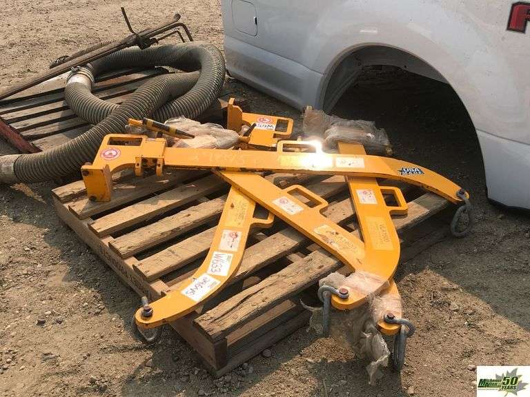 Vertical Lift Adapters-1 Pallet - Michener Allen Auctioneering Ltd