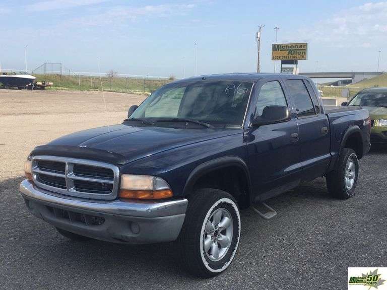 2004 Dodge Dakota 4x4 Crew Cab - Michener Allen Auctioneering Ltd