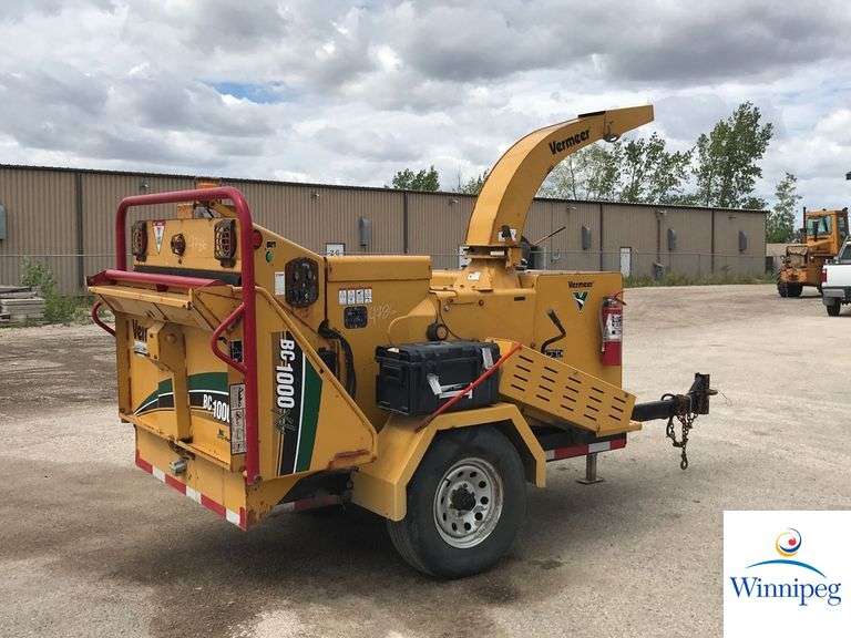 Vermeer pintle Hitch Wood chipper - Michener Allen Auctioneering Ltd