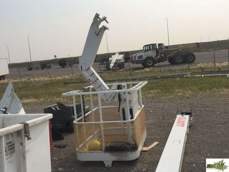 Elliot Manlift Manlift Parts Lifting bucket, rescue kits, boom ...