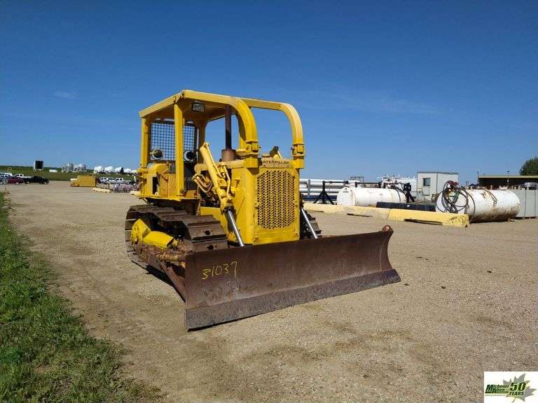 Caterpillar D4D Crawler Tractor - Michener Allen Auctioneering Ltd