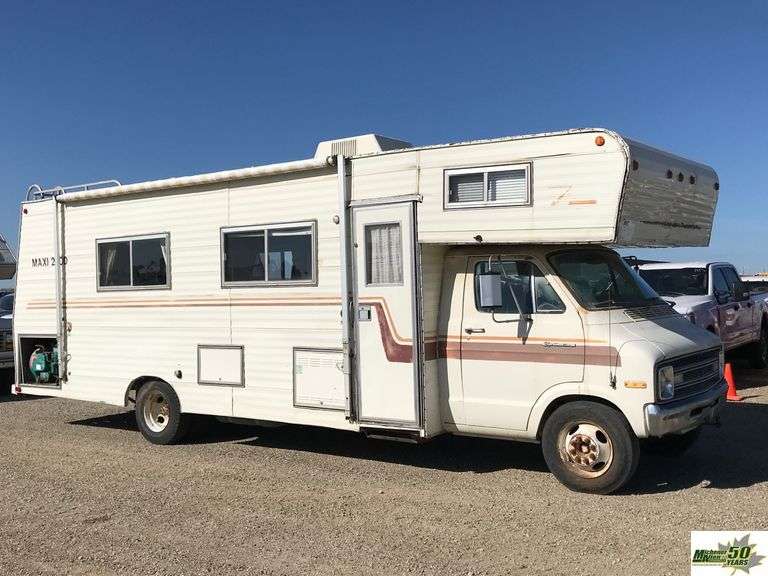 1976 Dodge Sportsman Class C 67159 MI - Michener Allen Auctioneering Ltd