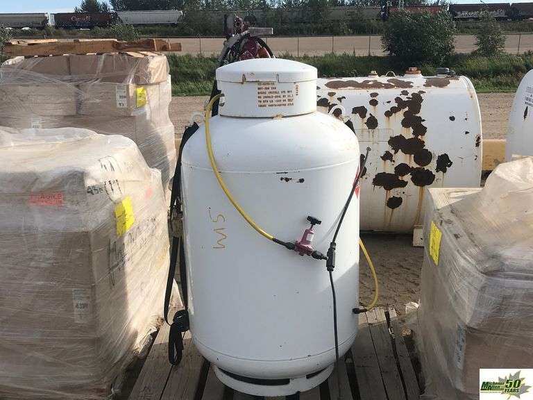 Propane Tank-1 Pallet - Michener Allen Auctioneering Ltd