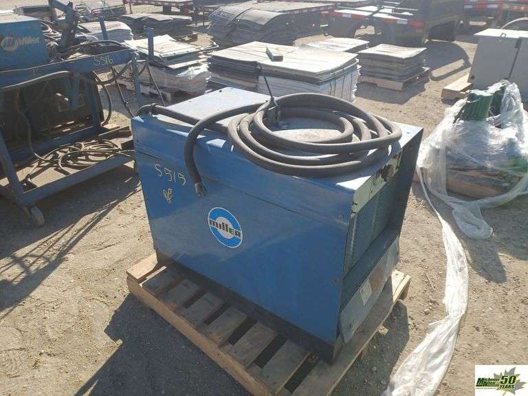 Miller Welder-1 Pallet - Michener Allen Auctioneering Ltd