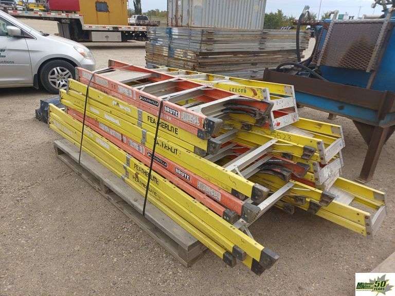 Assorted Lengths of Ladders-1 Pallet - Michener Allen Auctioneering Ltd