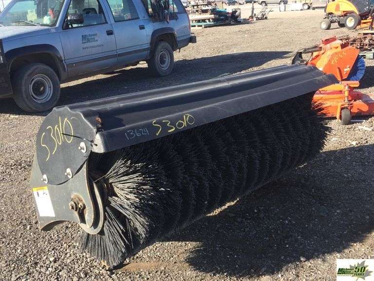 Sweeper Bobcat Sweeper 6ft - Michener Allen Auctioneering Ltd