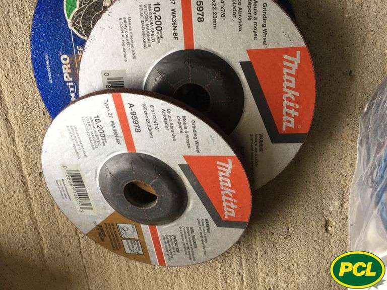 Assorted Grinder Discs - 1 Box - Michener Allen Auctioneering Ltd