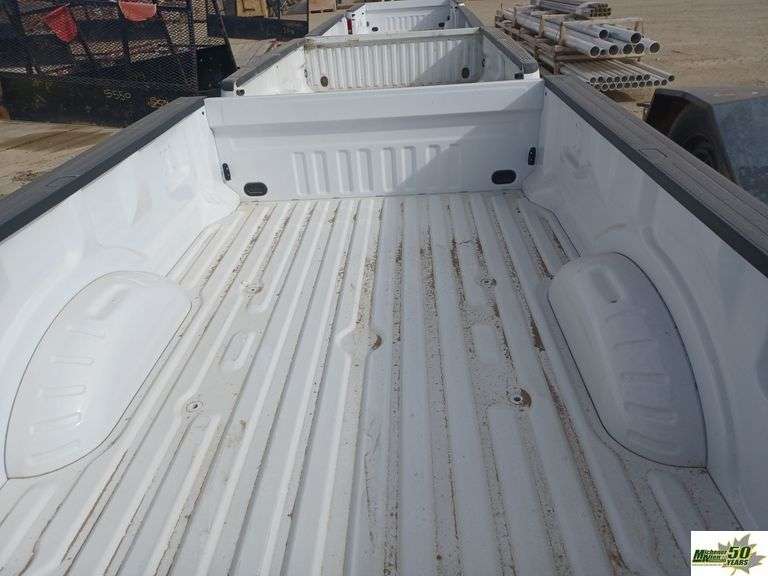 8ft Truck Box-Qty 1 - Michener Allen Auctioneering Ltd