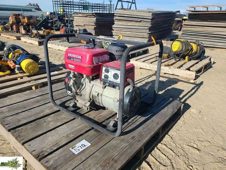 Honda EZ5000 Generator-1 Pallet - Michener Allen Auctioneering Ltd