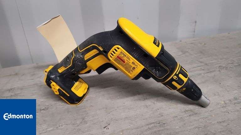 DeWalt DCF620 Drywall Tool - Michener Allen Auctioneering Ltd