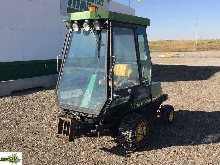 John Deere F935 Mower - Michener Allen Auctioneering Ltd