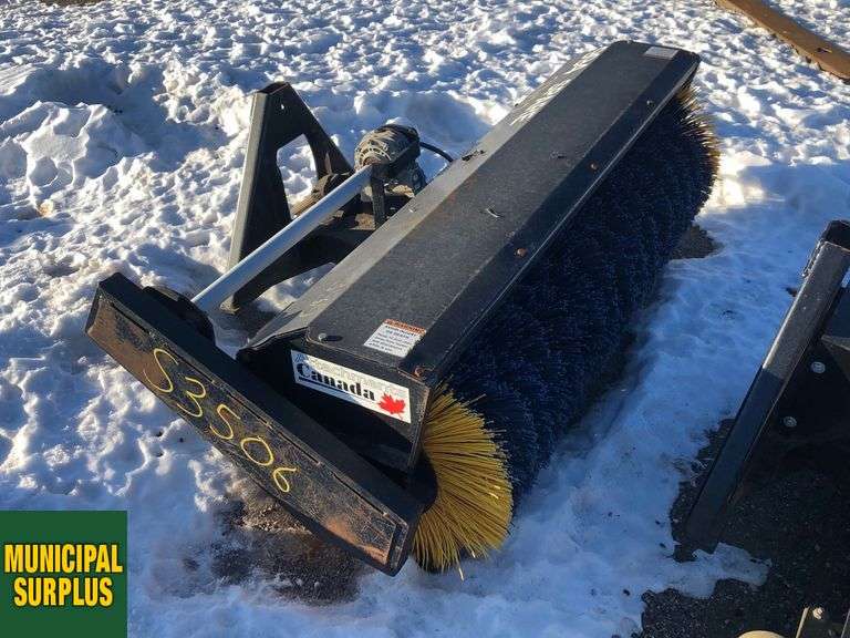 Sweeper Attachment Attachments Canada - Michener Allen Auctioneering Ltd