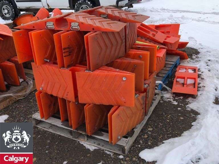 Orange Vehicle Ramps - Michener Allen Auctioneering Ltd