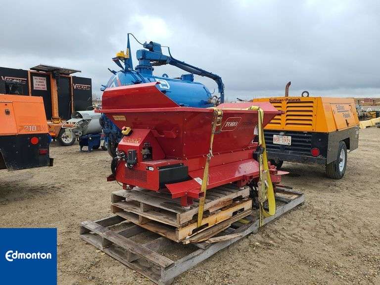 Toro Propass 200 Spreader-1 Pallet - Michener Allen Auctioneering Ltd