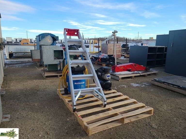 Air Compressors and Ladder-1 Pallet - Michener Allen Auctioneering Ltd