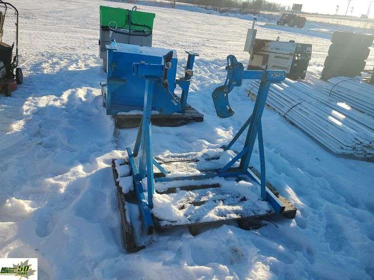 Differential Rebuilding Stand-1 Pallet - Michener Allen Auctioneering Ltd