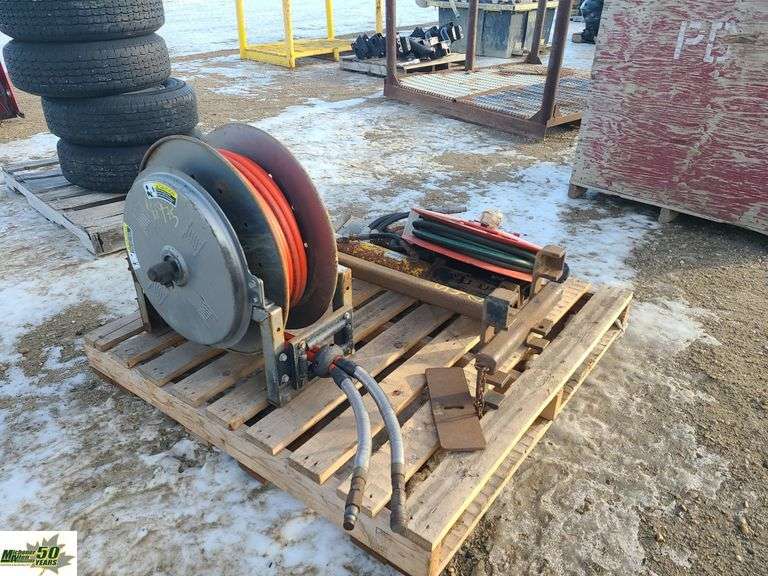 Hose Reels-1 Pallet - Michener Allen Auctioneering Ltd