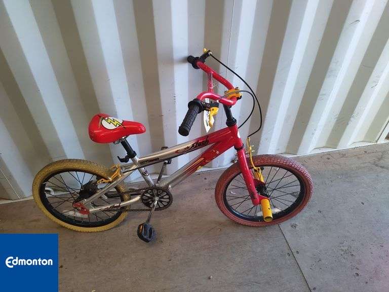 The Flash Kids Bike - Michener Allen Auctioneering Ltd