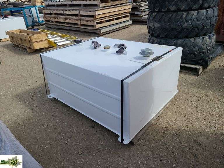 Fuel Tank-1 Pallet - Michener Allen Auctioneering Ltd