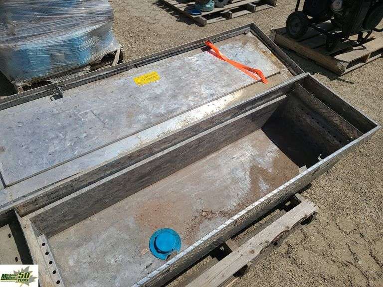Cross Boxes-1 Pallet - Michener Allen Auctioneering Ltd