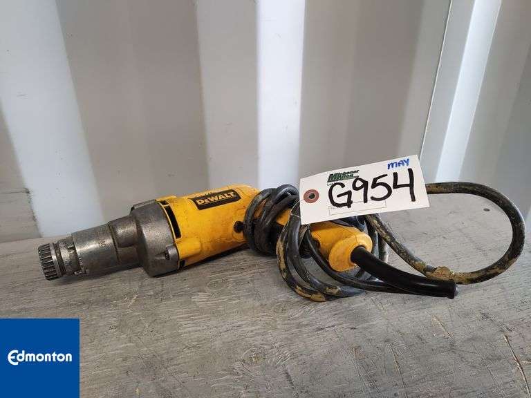DeWalt DW276 VSR Screwdriver - Qty 1 - Michener Allen Auctioneering Ltd