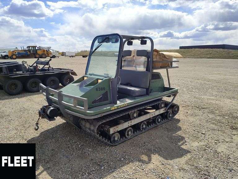 2011 TerraTrack Range Runner - Michener Allen Auctioneering Ltd
