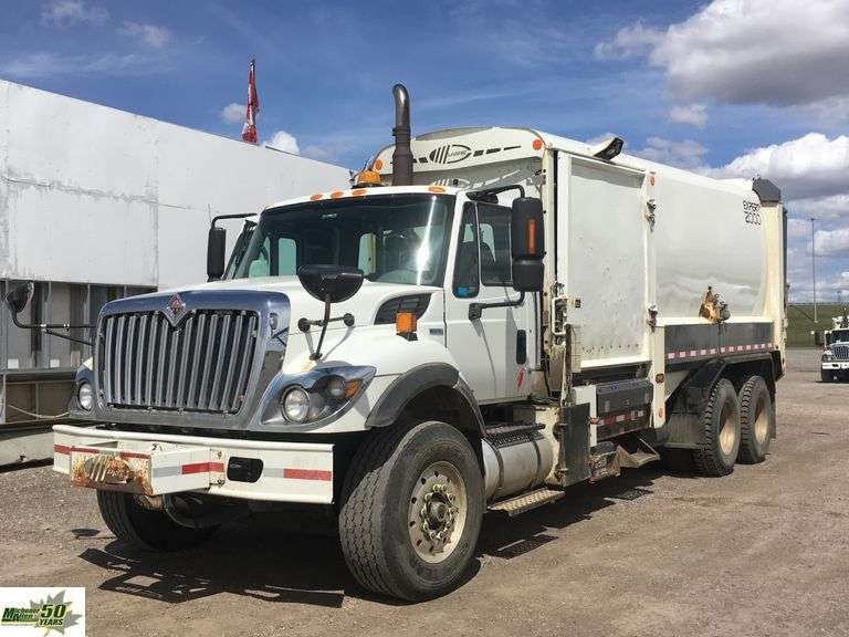 2008 International WorkStar 7400 T/A Refuse Truck - Michener Allen ...