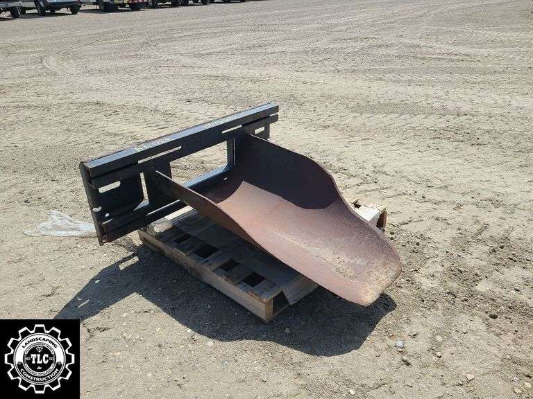 Bobcat Goon Spoon Attachment-1 Pallet - Michener Allen Auctioneering Ltd