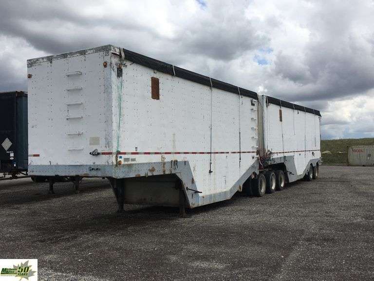 1990 1983 Knight Chip Trailer Super B Bulk Trailer - Michener Allen Auctioneering Ltd