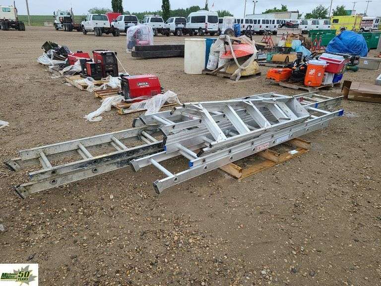 Assorted Lengths of Ladders-1 Pallet - Michener Allen Auctioneering Ltd