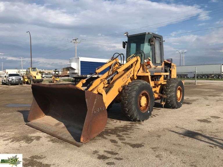 1998 Case 621B Wheel Loader - Michener Allen Auctioneering Ltd