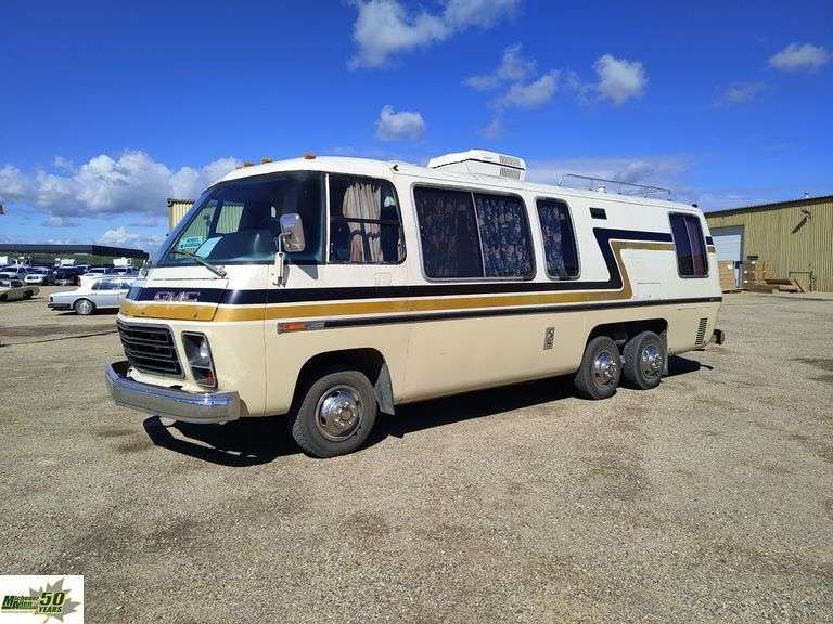 1973 GMC Sequoia 260 Motorhome - Michener Allen Auctioneering Ltd