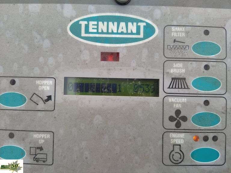 2007 Tennant 6650 XP Floor Cleaner - Michener Allen Auctioneering Ltd