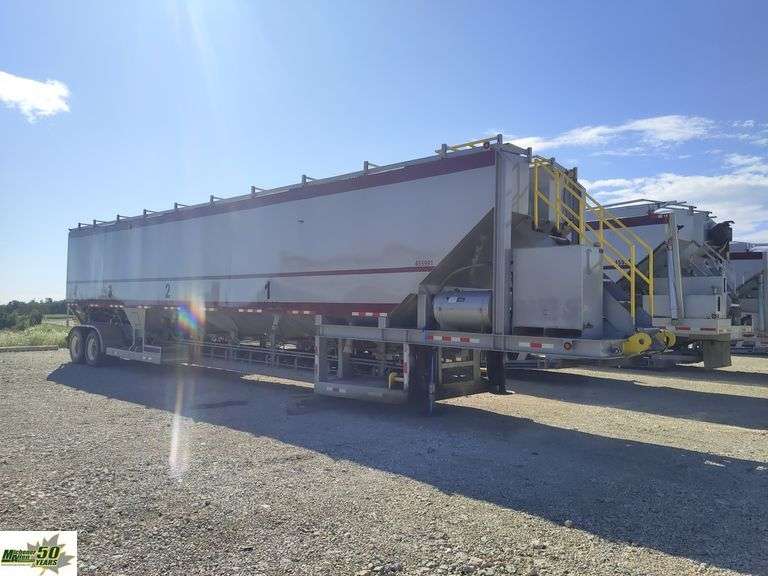 2011 MSB-3000 T/A Conveyor Live Bottom Trailer - Michener Allen ...