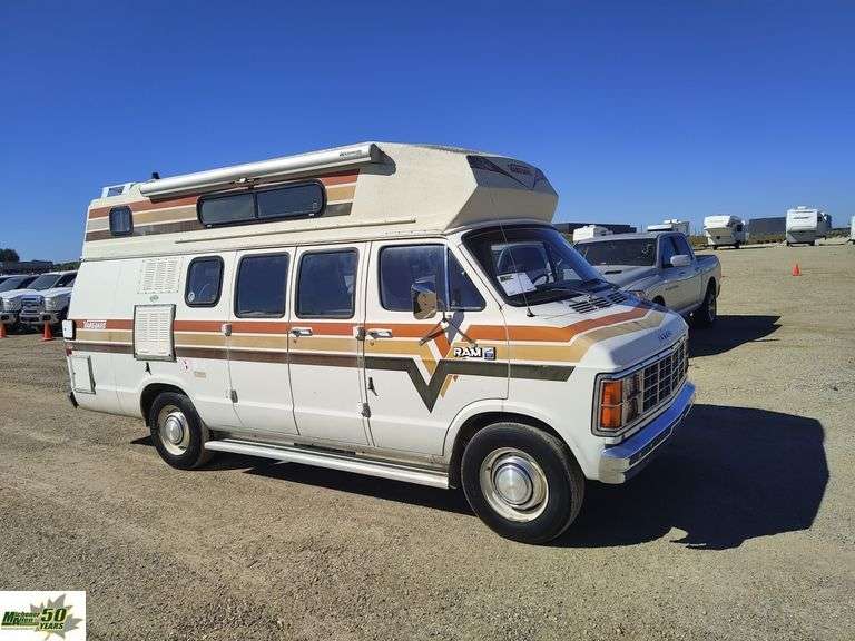 1981 Dodge Ram B-Class B350 3dr Maxi Extended Vanguard Class B 46297 KM ...