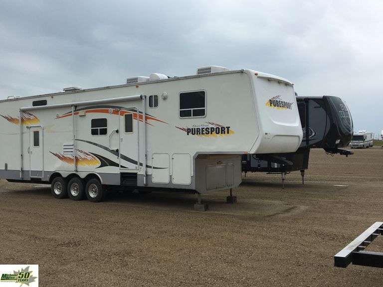 2006 Pilgrim International Pure Sport Triaxle 5W Toyhauler - Michener ...