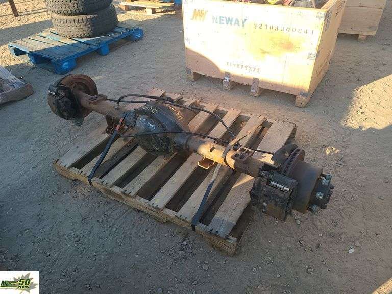 Axle-1 Pallet - Michener Allen Auctioneering Ltd