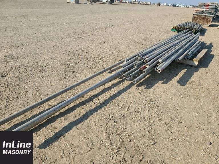 Concrete Finishing Poles-1 Pallet - Michener Allen Auctioneering Ltd