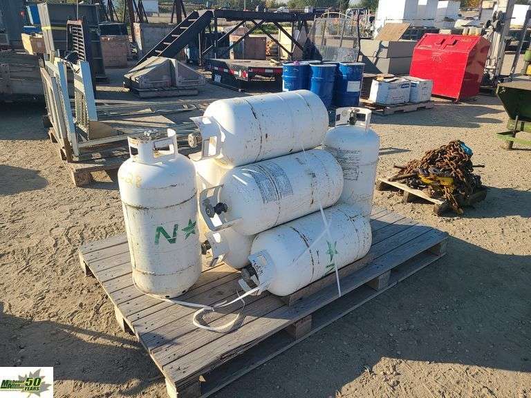 30lb Propane Tanks-1 Pallet - Michener Allen Auctioneering Ltd