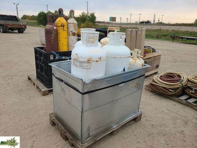 100lb Propane Bottles-1 Crate - Michener Allen Auctioneering Ltd