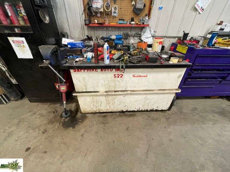 Bench Tank and Oil Pump - Michener Allen Auctioneering Ltd