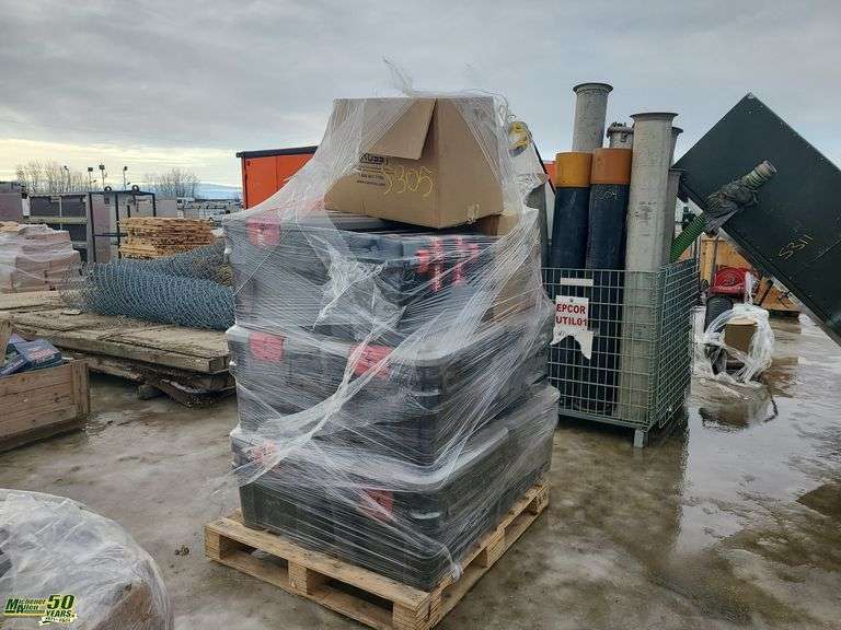 Spill Kit Snakes-1 Pallet - Michener Allen Auctioneering Ltd