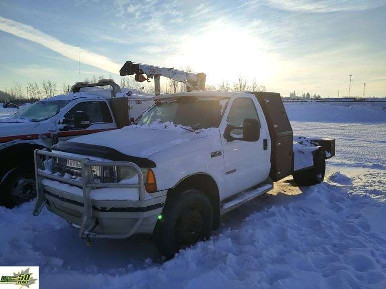 Non-Operable 1999 Ford F-450 Super Duty S/A Deck Truck - Michener Allen ...