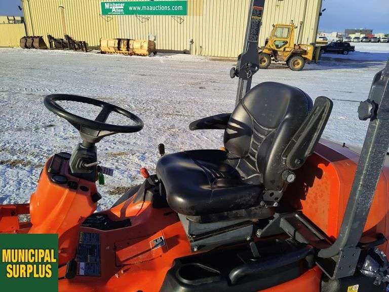 2010 Kubota F3680 Mower - Michener Allen Auctioneering Ltd