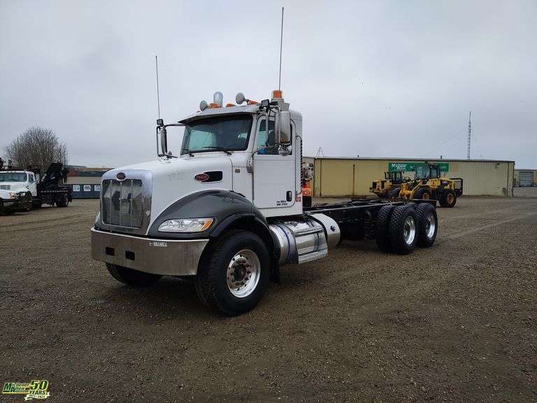 2016 Peterbilt 348 T/A Cab & Chassis - Michener Allen Auctioneering Ltd